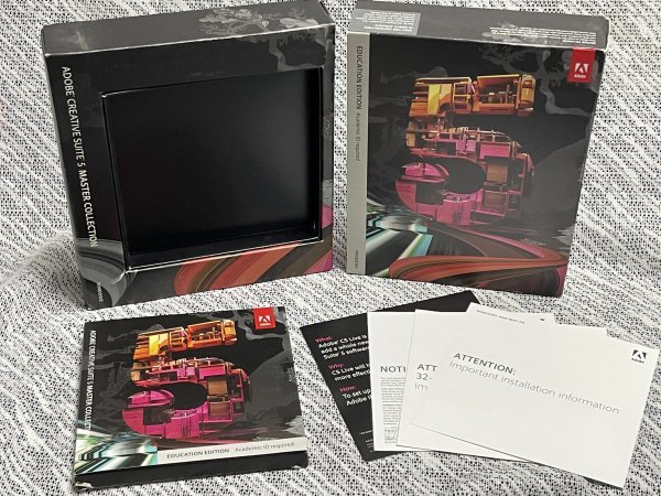 Adobe Master Collection CS5 for Windows アカデミック版 パッケージ一式 シリアルナンバー付属 英語版 ...