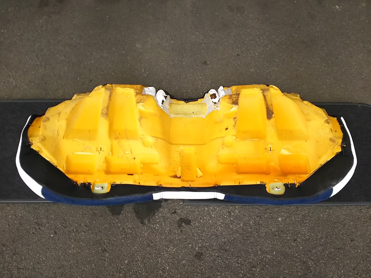 2010@5074 フーガ Y50 前期 リア シート 白レザー調 個人宅配送不可 G3(日産用)｜売買されたオークション情報、yahooの商品情報をアーカイブ公開 - オークファン ...