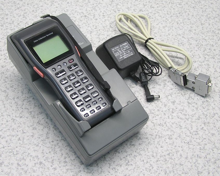 10台入荷 CASIO/カシオ スキャナ一体型ハンディターミナル DT-930M50 ＋ I/Oボックス DT-960 IO 初期化済み(バー ...