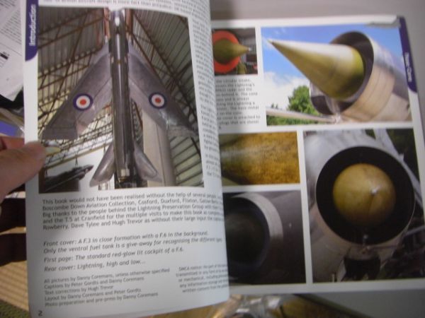 洋書 戦闘機 Danny Coremans＆Peter Cordts UNCOVERING the ENGLISH ELECTRIC ...