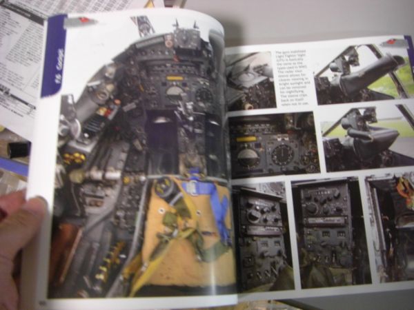 洋書 戦闘機 Danny Coremans＆Peter Cordts UNCOVERING the ENGLISH ELECTRIC ...