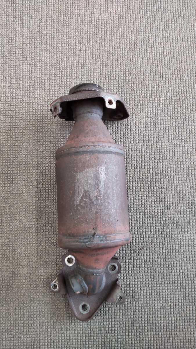 ホンダ ライフ 触媒 JB5(触媒、エキマニ、フロントパイプ)｜売買されたオークション情報、yahooの商品情報をアーカイブ公開 - オークファン（aucfan.com）