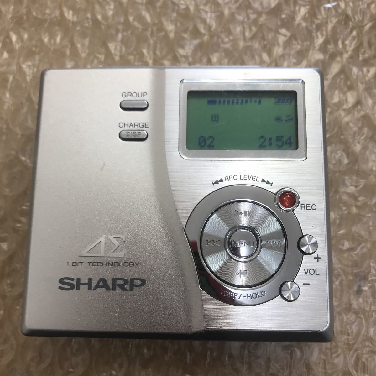 X797/SHARP ポータブルMDレコーダー MD-DR77-S 再生OK(録音、再生)｜売買されたオークション情報、yahooの商品情報をアーカイブ公開 - オークファン（aucfan.com）