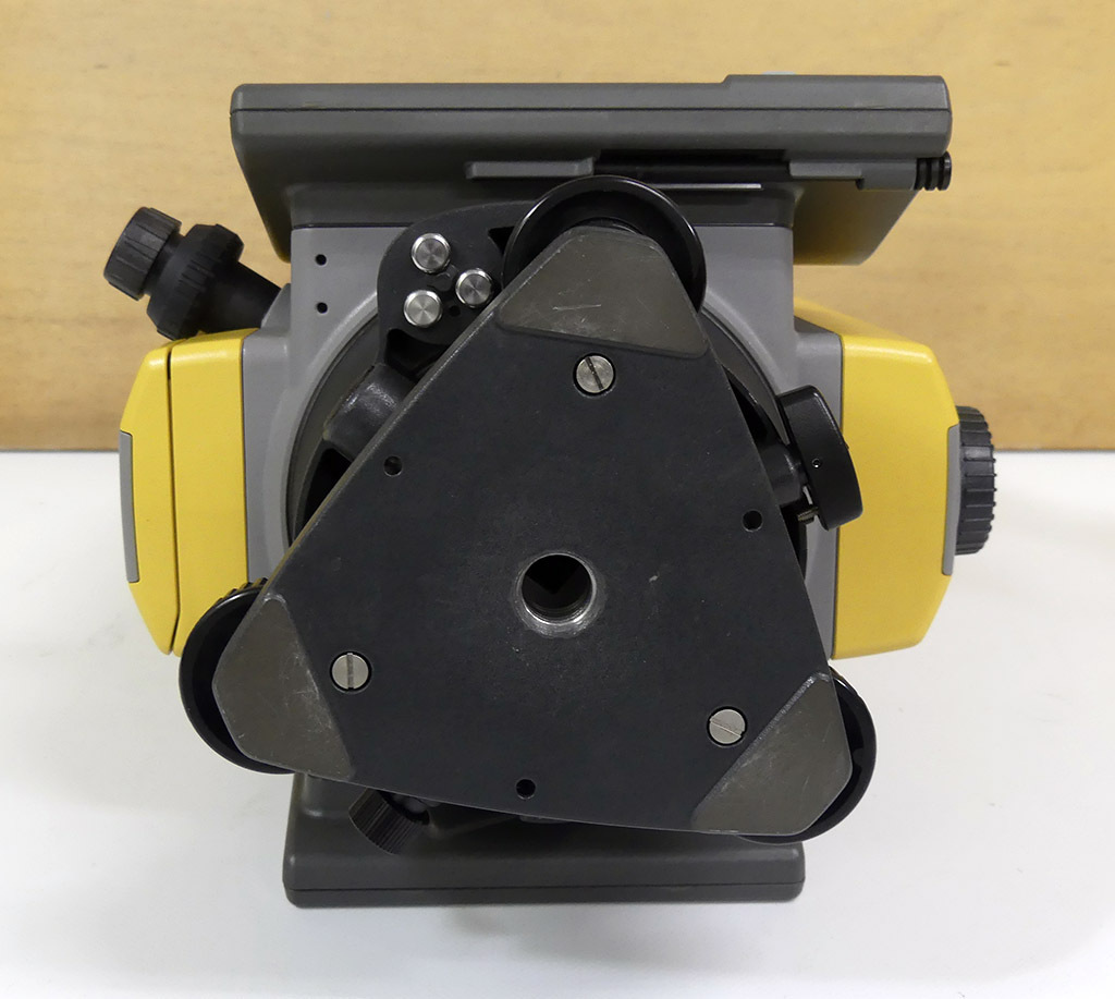 TOPCON GT-1005 RC-5A トプコン 自動追尾トータルステーション リモコン プリズム 三脚 付属 現状渡し 測量 〇 ...