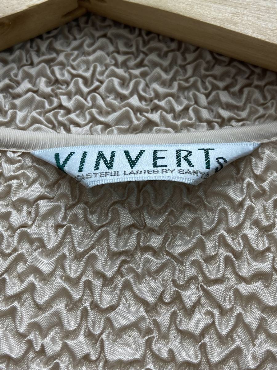 4756 VINVERT/バンベール 三陽商会 レディース 婦人服 シャツ プリーツ加工 ベージュ ポリエステル100％ Sサイズ(Sサイズ)｜売買されたオークション情報、yahooの商品情報 ...