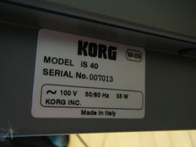 3わ60 KORG コルグ iS40 シンセサイザー キーボード iシリーズ Interactive Music Workstation 61 ...