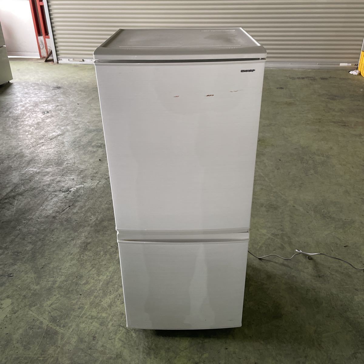 N0310-1 SHARP シャープ ノンフロン冷凍冷蔵庫 SJ-D14D-W 2018年製 2ドア 137L 家電 単身(100リットル～)｜売買されたオークション情報、yahooの商品情報 ...