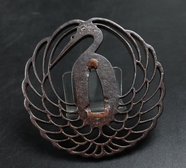 時代武具 刀装具 鉄地 鶴丸図透鍔 鉄鍔 TK066(鍔、刀装具)｜売買されたオークション情報、yahooの商品情報をアーカイブ公開 ...