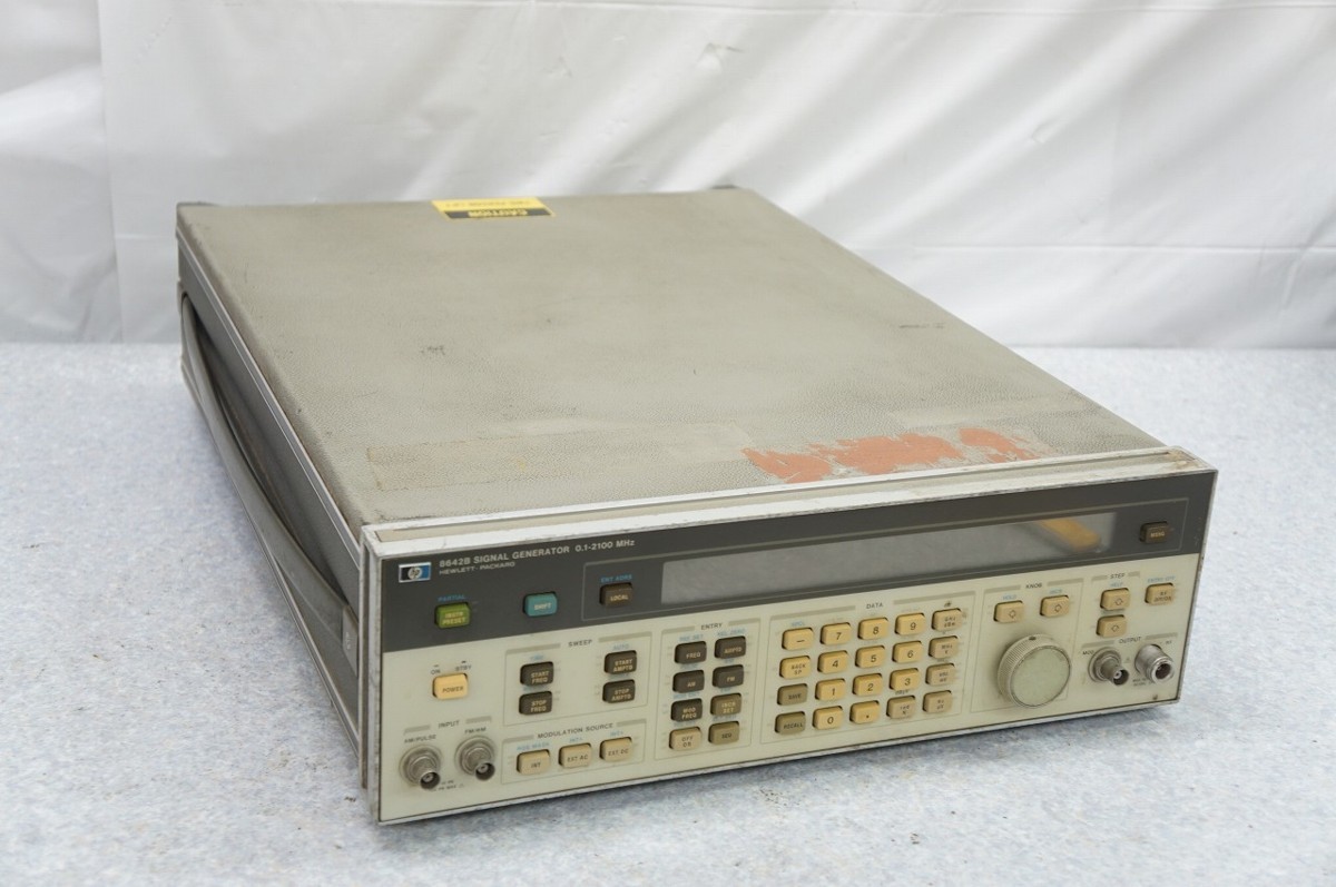 NZ hp ヒューレットパッカード 8642B SIGNAL GENERATOR シグナルジェネレーター OPT 001 0.1-2100 ...