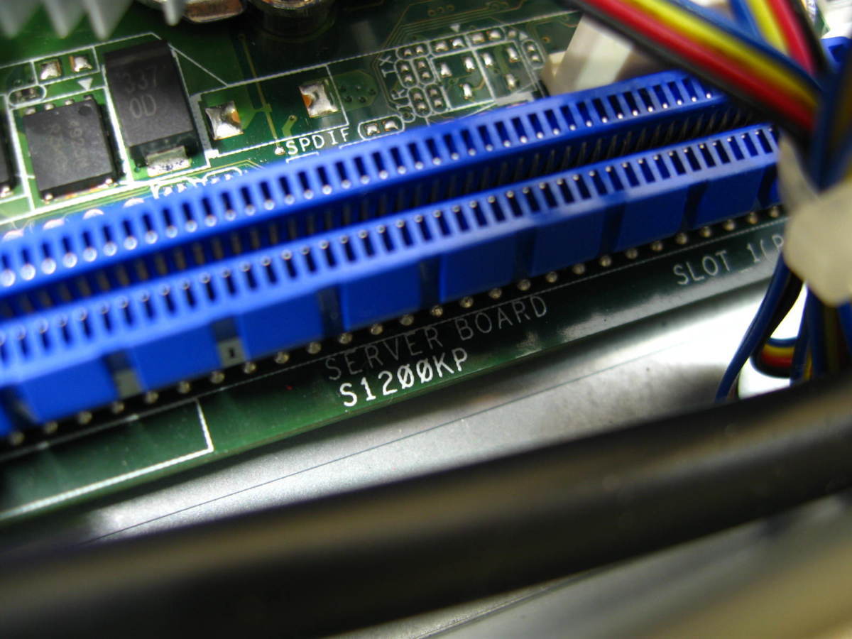 A.T.WORKS Quad Beagle 1/4Uサーバー 2台 intel S1200KP Pentium G2020 2.90GHz ...