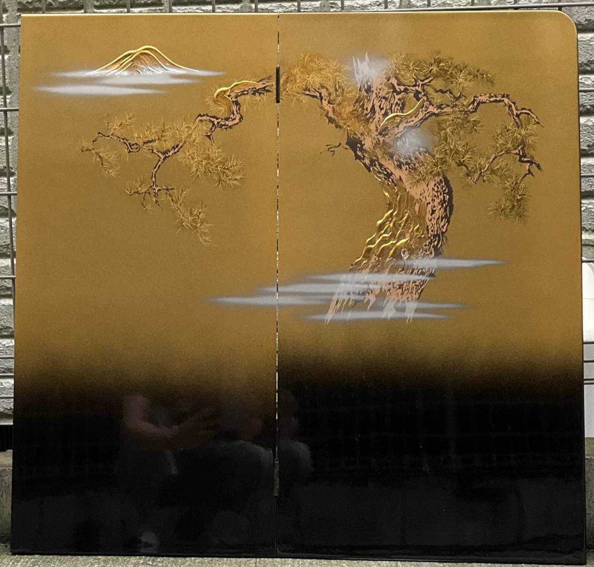 五月御屏風 蒔絵屏風 本金蒔絵 端午の節句 木製衝立 2枚折x2 漆塗 木製 屏風 和衝立 茶道具 保管箱付 2206036(屏風)｜売買され ...