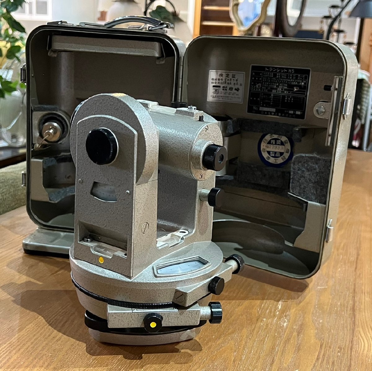Nikon TRANSIT ニコン トランシット H5 水平器 測量器 測定器 アンティーク(測量、角度計)｜売買されたオークション情報 ...