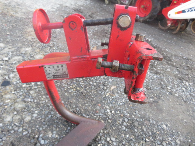 鹿児島 耕うん機用 サイズ 大 芋掘り取り機 文明農機 型式TKH-2(パーツ)｜売買されたオークション情報、yahooの商品情報をアーカイブ公開 - オークファン（aucfan.com）