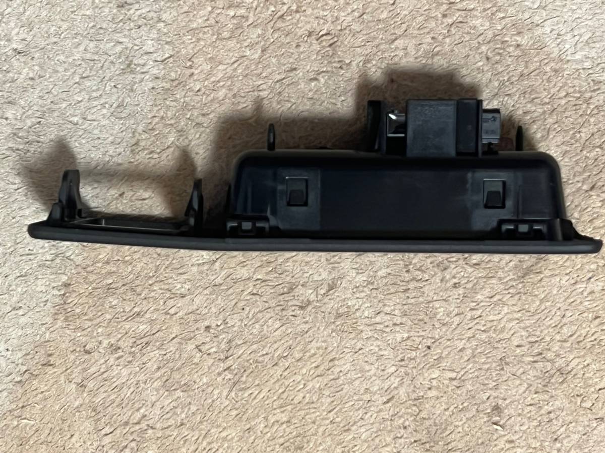 BMW純正 トランクリッドスイッチ 品番51247368753(BMW用)｜売買されたオークション情報、yahooの商品情報をアーカイブ公開 ...