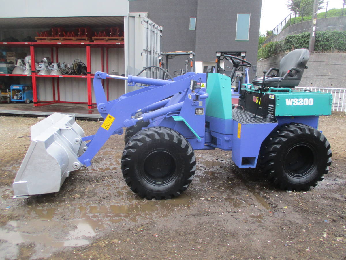 アワー時間1370H 重量2.7T.タイヤショベル.三菱WS200 全塗装 店頭展示品 タイヤバリ山.検索用.除雪.ホイルローダー.ダンプ.ユンボ(建設機械、重機)｜売買されたオークション情報 ...