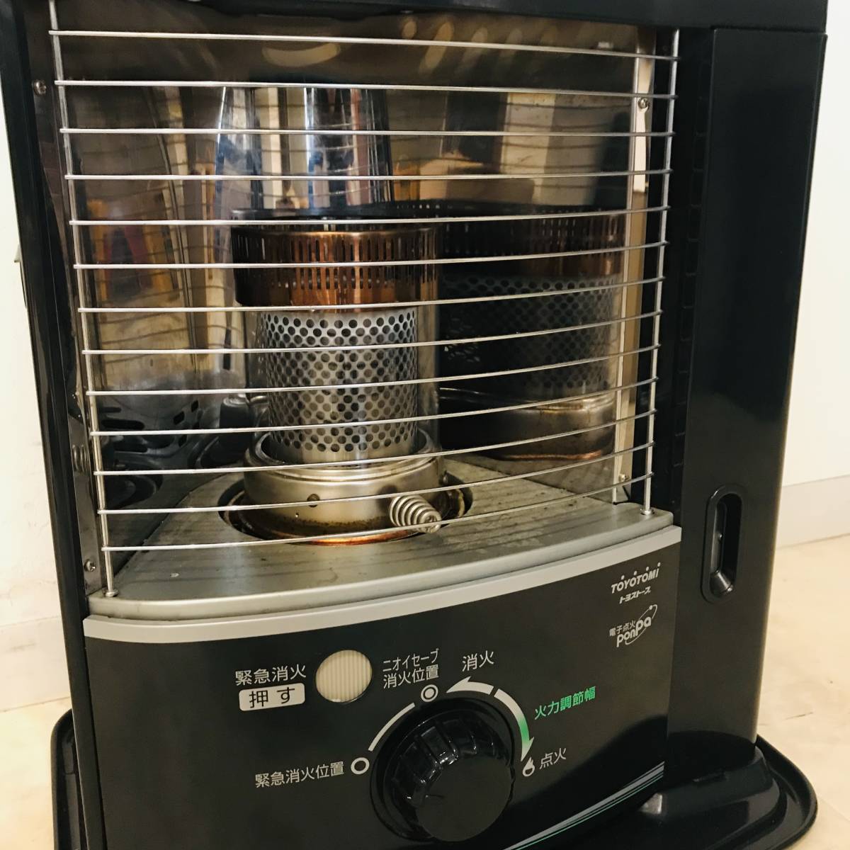 N6544 TOYOTOMI トヨトミ 石油ストーブ RS-S23D 2013年製 しん式 放射形 3.6L 暖房器具 福井 リサイクル(石油 ...
