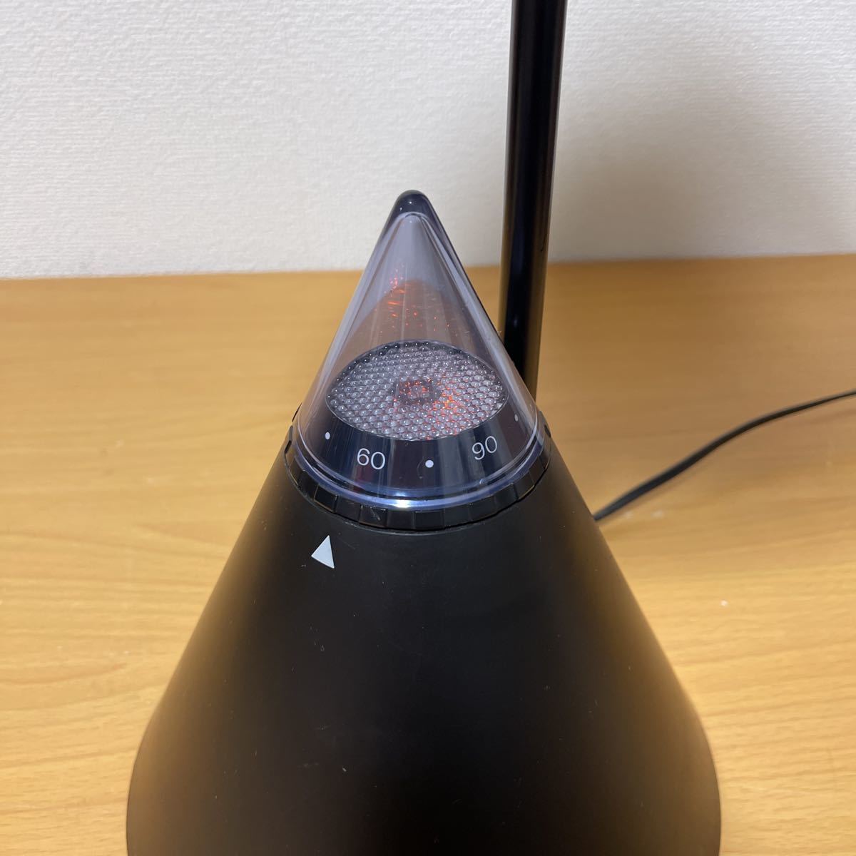 三洋電機/SANYO 卓上扇風機 EF-E003 アンティーク み(扇風機)｜売買されたオークション情報、yahooの商品情報をアーカイブ公開 - オークファン（aucfan.com）