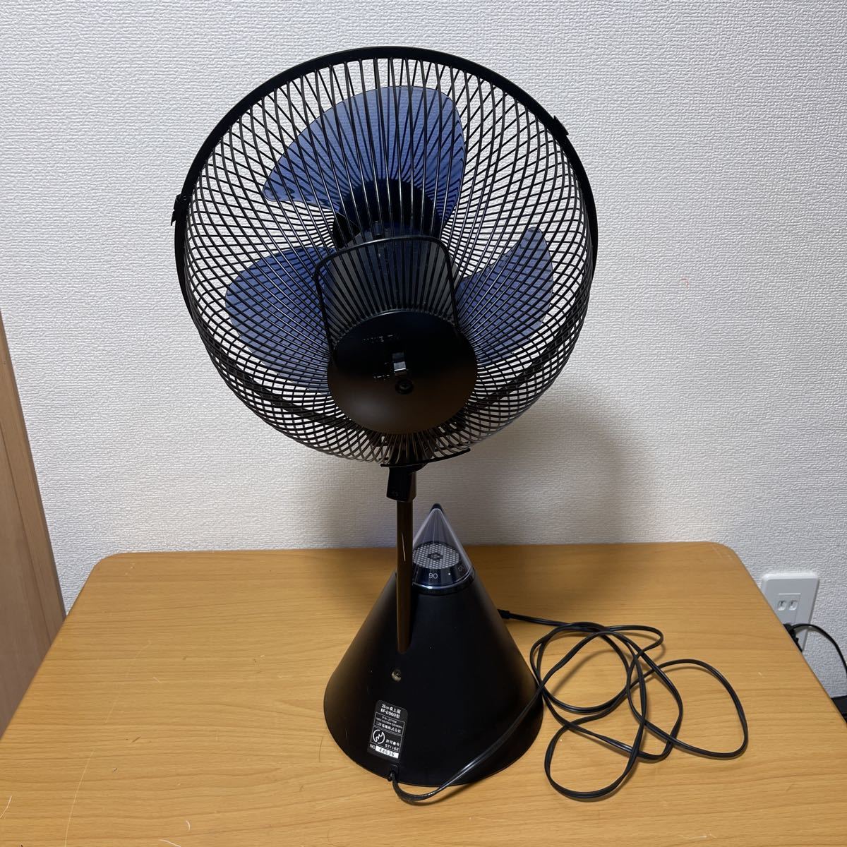 三洋電機/SANYO 卓上扇風機 EF-E003 アンティーク み(扇風機)｜売買されたオークション情報、yahooの商品情報をアーカイブ公開 - オークファン（aucfan.com）