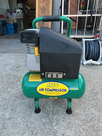 IKS エアコンプレッサ AC15-12 直接お引取り大歓迎(コンプレッサー)｜売買されたオークション情報、yahooの商品情報をアーカイブ ...