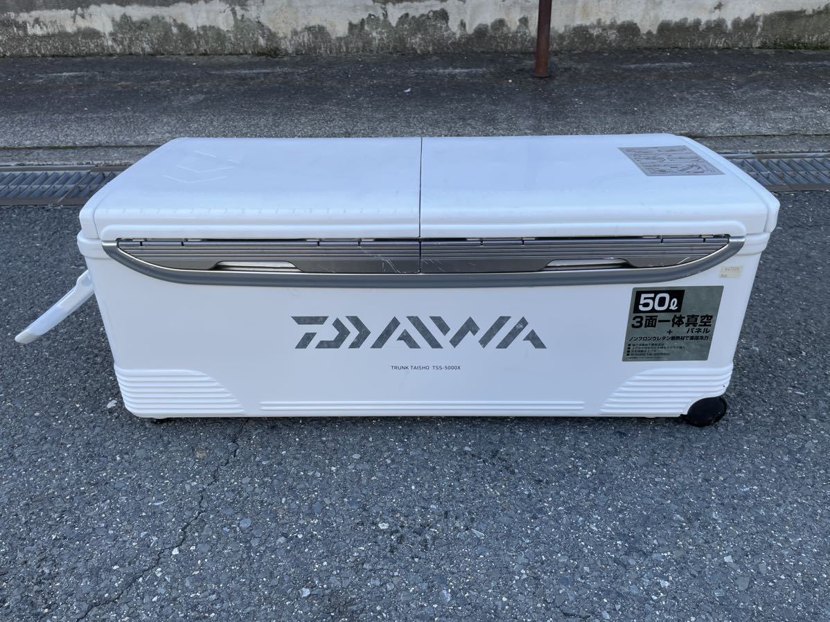 DAIWA 50 キャスター付 3面一体真空パネル クーラーボックス TSS -5000X トランク大将 保冷器具 釣り アウトドア(30L～)｜売買されたオークション情報、yahooの商品 ...