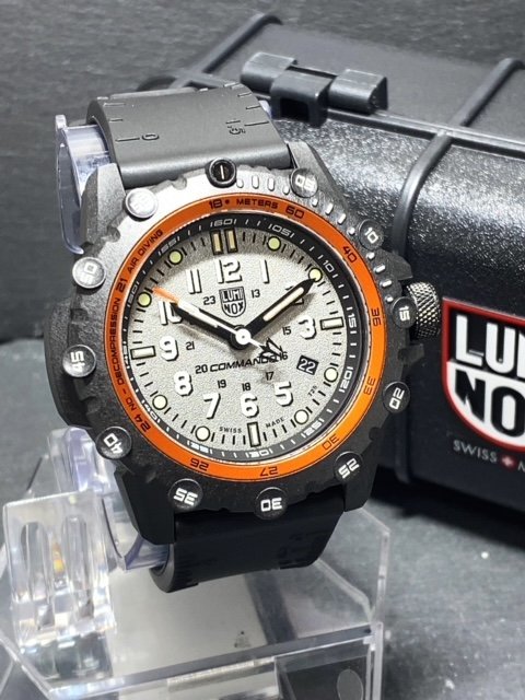 LUMINOX ルミノックス 正規品 腕時計 3300シリーズ コマンドー フロッグマン クオーツ カレンダー 20気圧防水 ラバーベルト ...