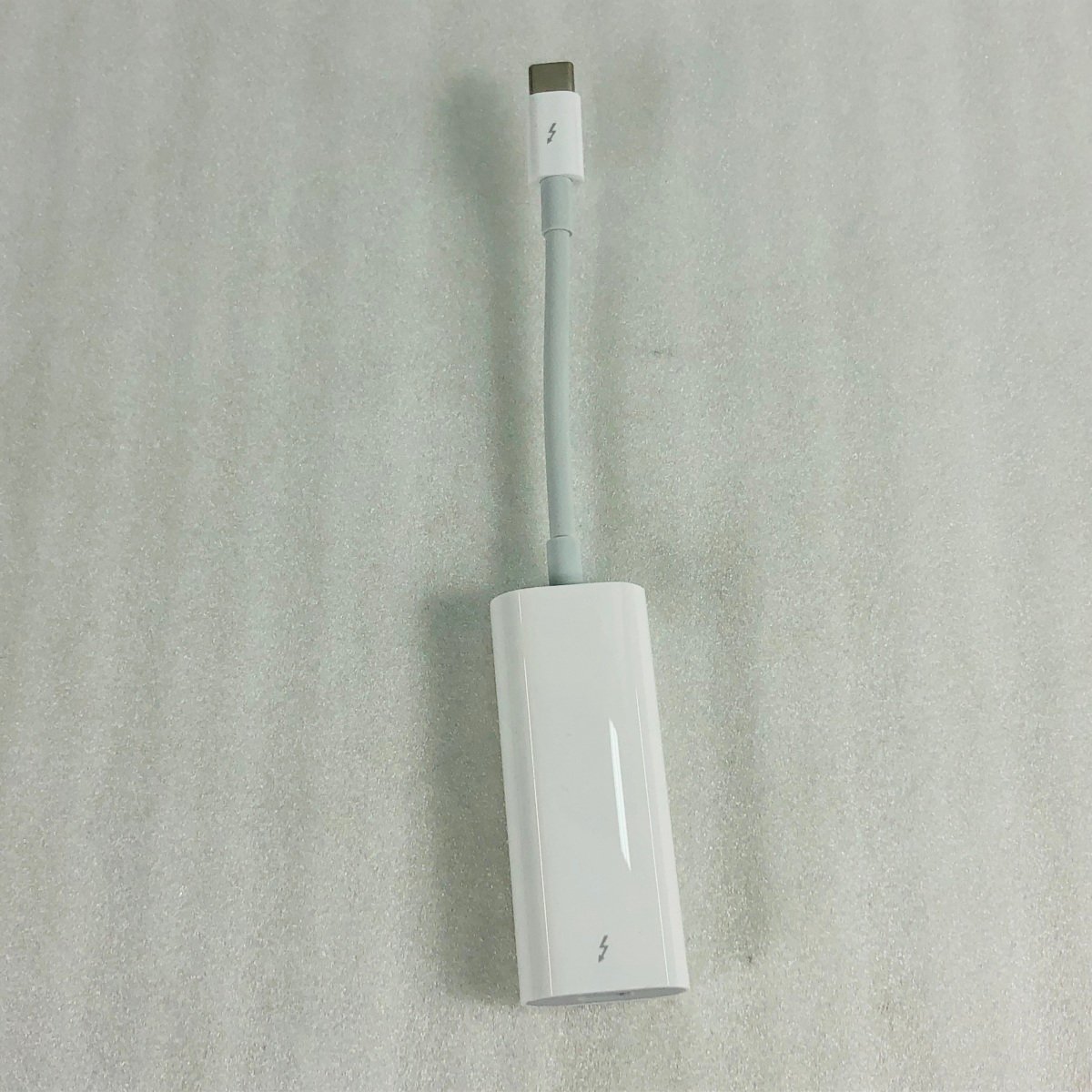 Apple Thunderbolt 3 USB-C to Thunderbolti 2 A1790 MMEL2AM/A(iPad用アクセサリー ...