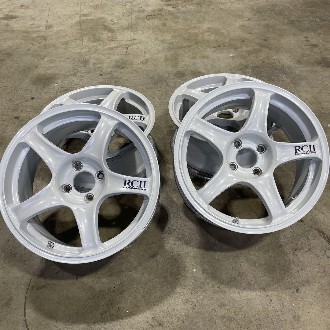 ADVAN レーシングRC2 16インチ オフセット35 7JJ(社外品)｜売買されたオークション情報、yahooの商品情報をアーカイブ公開 ...