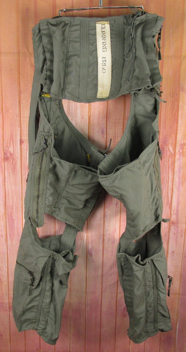YP15468 米軍実物 MIL-A-83406B USAF Anti-G Suit Cutaway CSU-13B 耐Gスーツ オリーブ ...