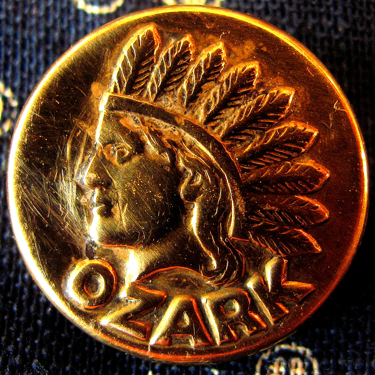 チェンジボタン OZARK インディアン柄 1900s Vintage work button native american indian ...