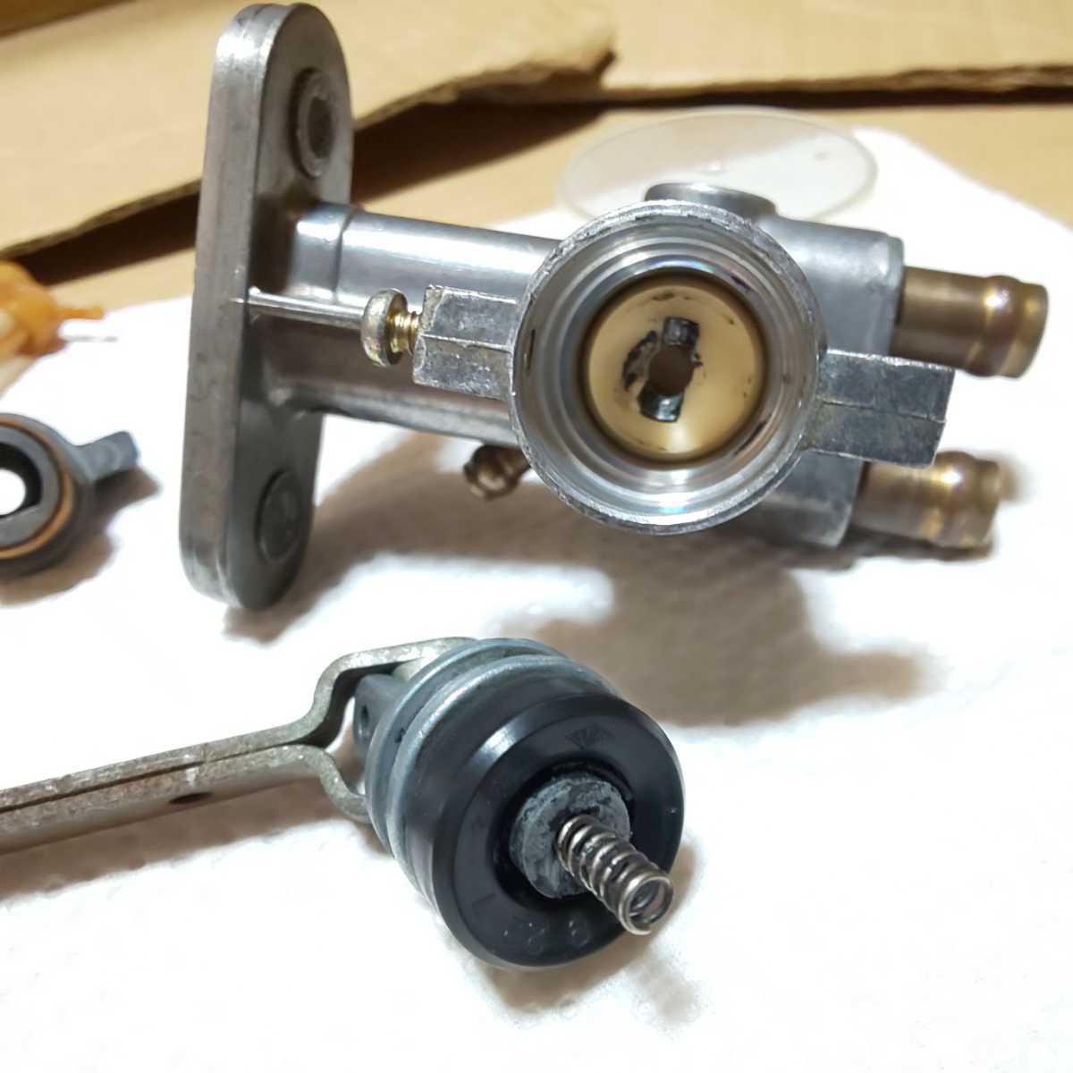 RG400Γ HK31A RG500Γ HM31A スズキ純正 ガソリンコック 検索 燃料コック タンク フューエル コック RG400ガンマ ...