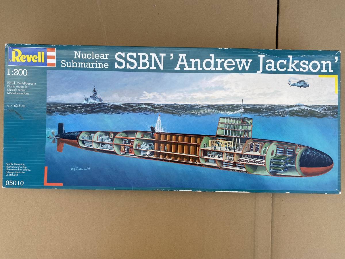 12＃W/9774 Revell 1/200 SSBN’ Andrew Jackson’ Revell Nuclear Submarine ...