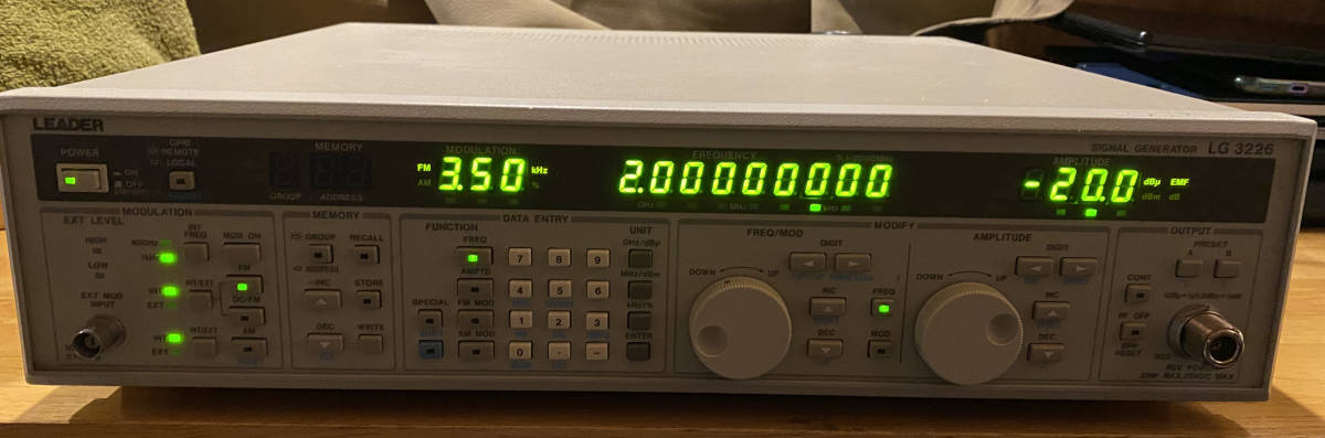 LEADER LG 3226 信号発生器 Signal Generator AM/FM 0.1-2000MHz(その他)｜売買された ...