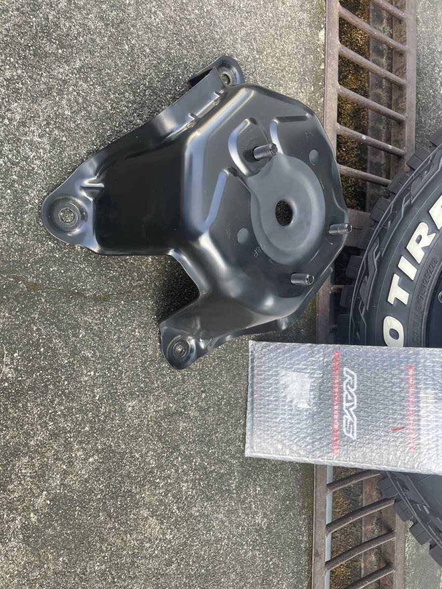 JB64 ジムニーRAYS TEAM DAYTONA M9 ブラックエディション 16X5.5J 5/139.7 +20 185/85R16 105/103N ホワイトレター ほぼ(ラジアル ...