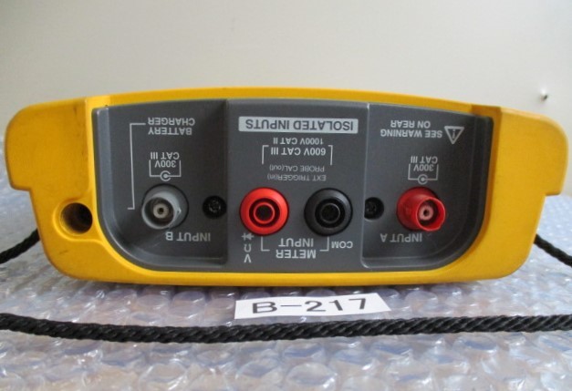 FLUKE 196 デジタルオシロスコープ メーター 100MHz 1GS/s ジャンク品 B-217(電気計測器)｜売買されたオークション ...