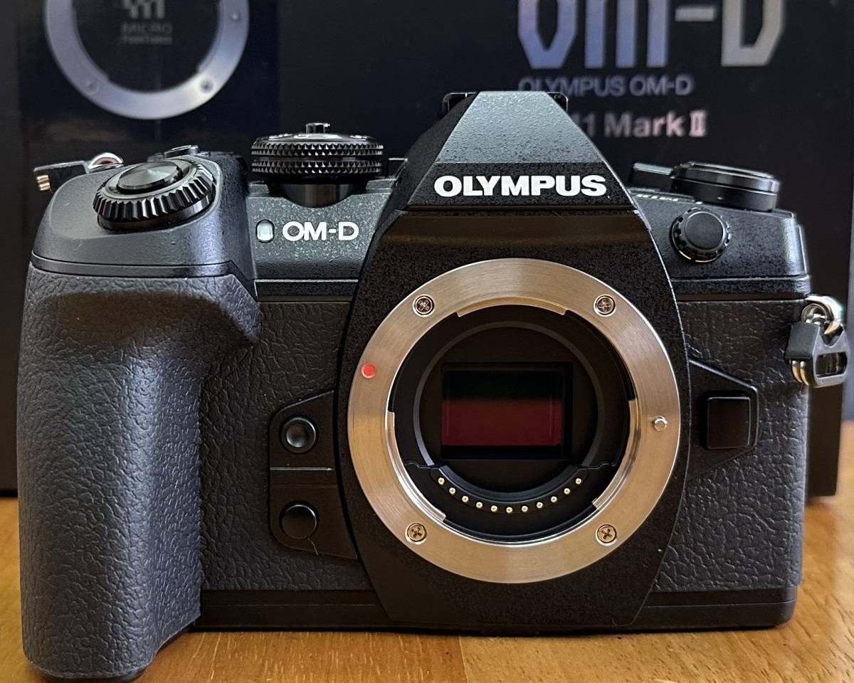 OLYMPUS OM-D E-M1 Mark II ブラック ボディー(オリンパス)｜売買されたオークション情報、yahooの商品情報をアーカイブ公開 - オークファン - デジタルカメラ ...