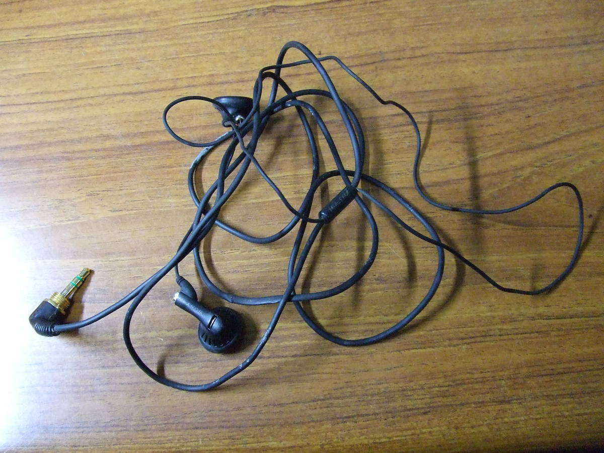 g82 SONY/ソニー イヤホン MDR-E484 本体(ソニー)｜売買されたオークション情報、yahooの商品情報をアーカイブ公開 ...
