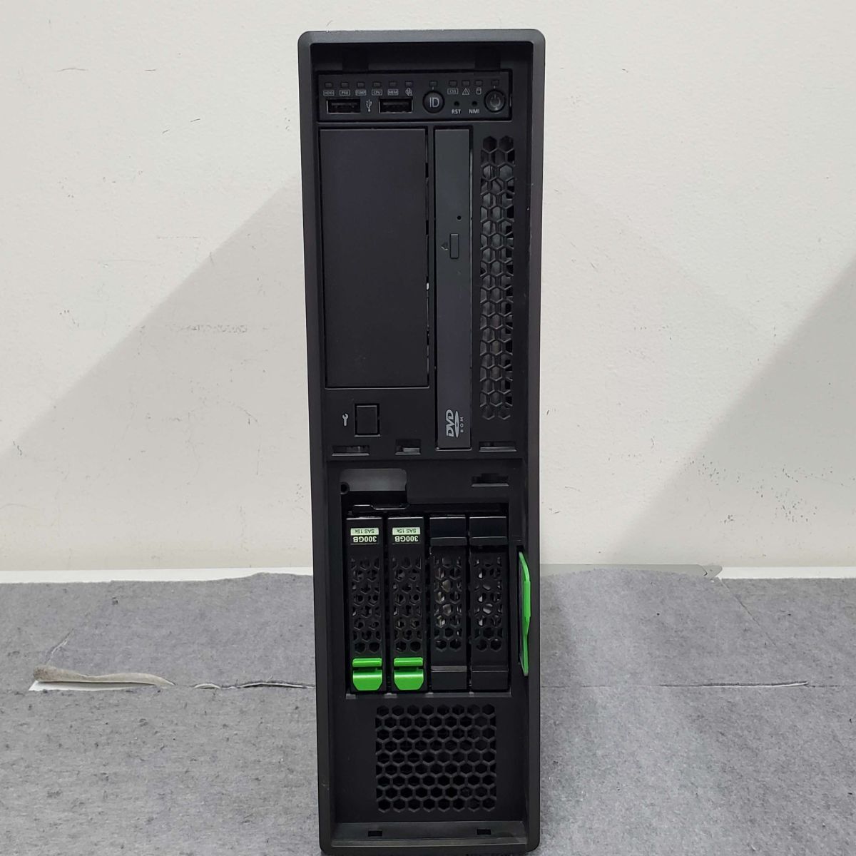 ＠T0852 秋葉原万世商会鯖本舗 スリムタワー Fujitsu TX120 S3 Xeon E3-1230v2 4コア/Mem-16G ...