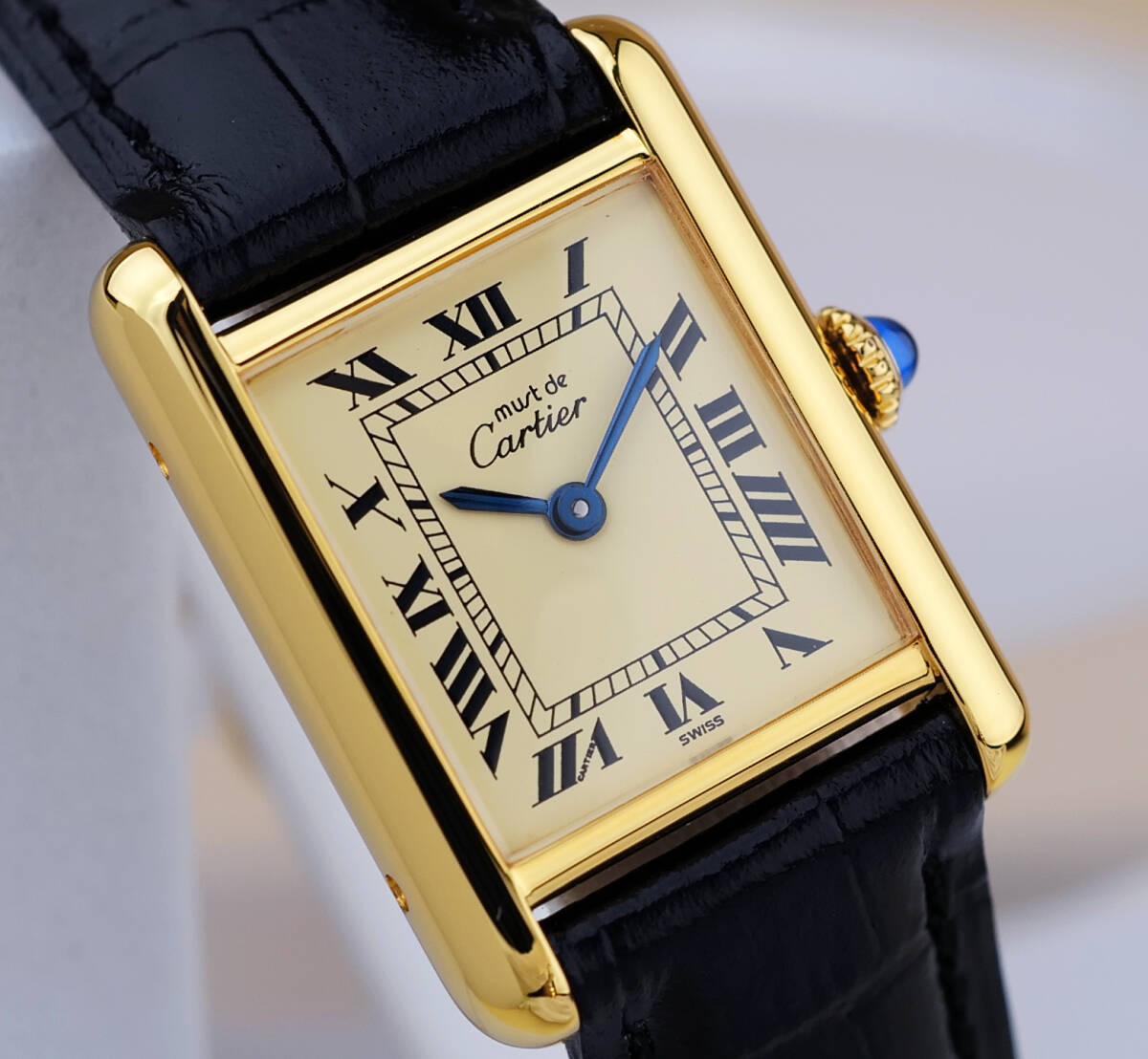 カルティエ マスト タンク アイボリー ローマン 手巻き SM Cartier(マストタンク)｜売買されたオークション情報、yahooの商品情報をアーカイブ公開 - オークファン（aucfan ...