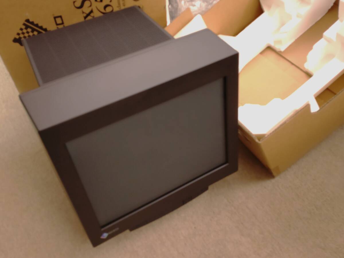 T965 EIZO SONY TRINITRON COLOR GRAPHIC DISPLAY Dec-2001 0H new tube CRT ...