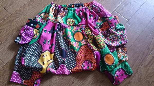 vanavanaサルエルパンツ3 90 cm かわいいグラグラ(90（85～94cm）)｜売買されたオークション情報、yahooの商品情報をアーカイブ公開 - オークファン（aucfan.com）