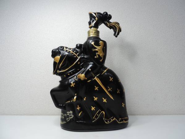 古酒/カスタニョン/CASTAGNON XO 黒騎士ボトル(アルマニャック)｜売買されたオークション情報、yahooの商品情報をアーカイブ公開 ...