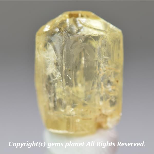 11.57ct タンザニア産ゴールデンスキャポライト結晶原石(アパタイト)｜売買されたオークション情報、yahooの商品情報をアーカイブ公開 - オークファン（aucfan.com）