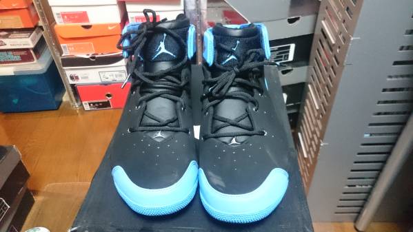 コレクション放出 NIKE Jordan Melo1.5 26.5cm US8.5(26.5cm)｜売買されたオークション情報、yahooの ...