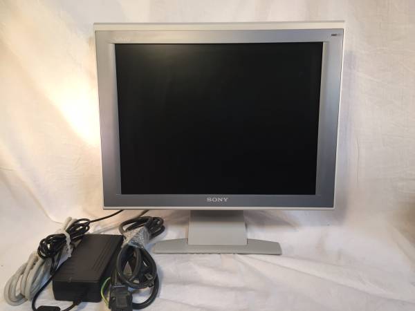 ソニー 15インチTFT LCD液晶ディスプレイ/モニター XGA PCVD-15XA1 送料701円(15インチ～)｜売買されたオークション情報、yahooの商品情報をアーカイブ公開 ...
