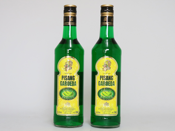 リキュール PISANG GAROEDA ピサン ガルーダ グリーン バナナ 14.5% 700ml 2本セット(果実)｜売買された ...