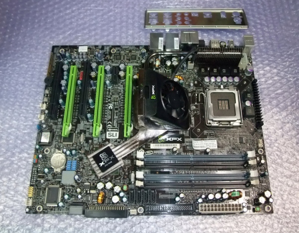 XFX MB-N780-ISH0 nForce 780i SLI LGA775 難有(PC/AT互換機)｜売買されたオークション情報 ...