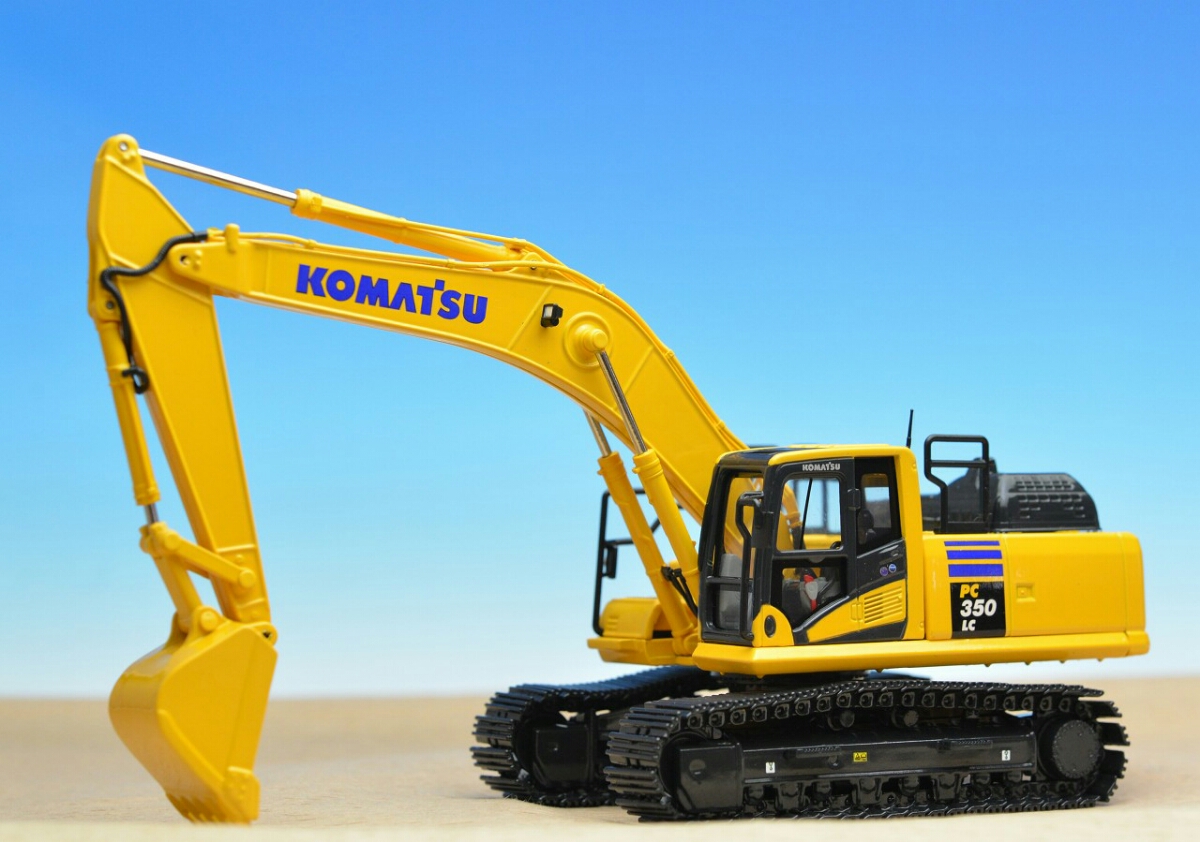 コマツ 1/50 ケンクラフトPC350-11型 ミニチュア(建設車両、作業車)｜売買されたオークション情報、yahooの商品情報をアーカイブ公開 - オークファン（aucfan.com）