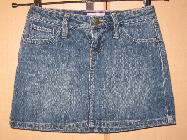 GAP デニム スカート 120(120（115～124cm）)｜売買されたオークション情報、yahooの商品情報をアーカイブ公開 - オークファン（aucfan.com）