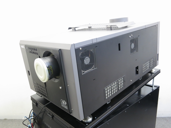 訳有 NEC NC3240S-A プロジェクター ShowVault IMB 直接お引き渡し限定 直 O2164652(本体)｜売買された ...