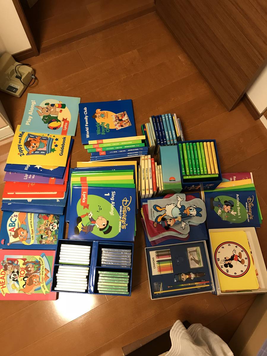 DWEディズニー英語教材 メインプログラム ストレートプレイDVDセット(英語)｜売買されたオークション情報、yahooの商品情報をアーカイブ公開 - オークファン（aucfan.com）